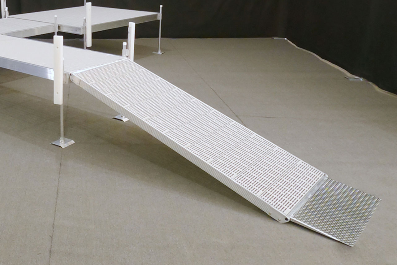 Standard Duty Gangway | Great Lakes Lift and Dock